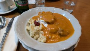 Ultimate Guide to Traditional Hungarian Foods & Drinks You Must Try in ...